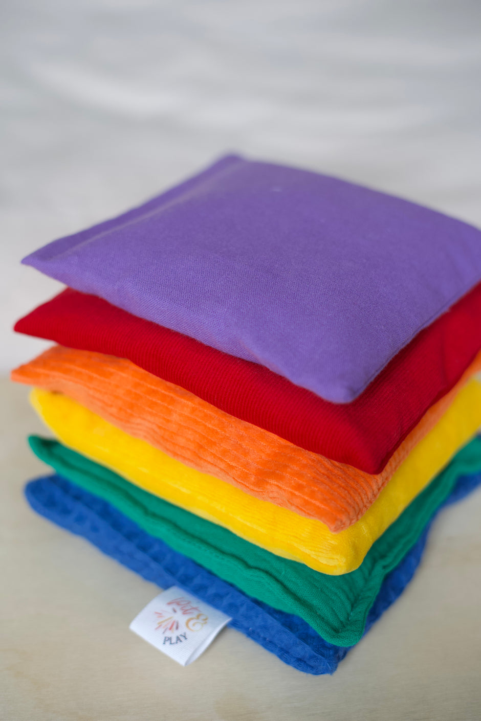 Sensorische pittenzakjes in Stapelstein kleuren 🌈 – Pit and play